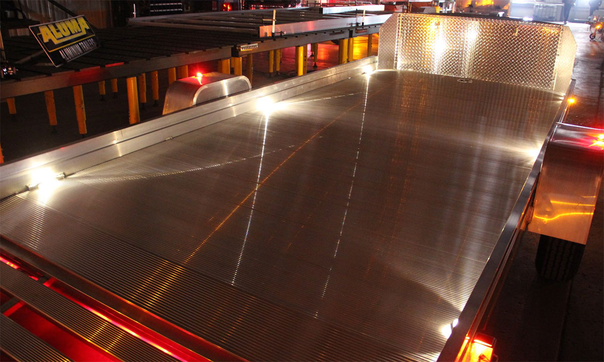 Home | Elnora In Trailer Dealer | Sharp Trailers | flatbed, utility ...